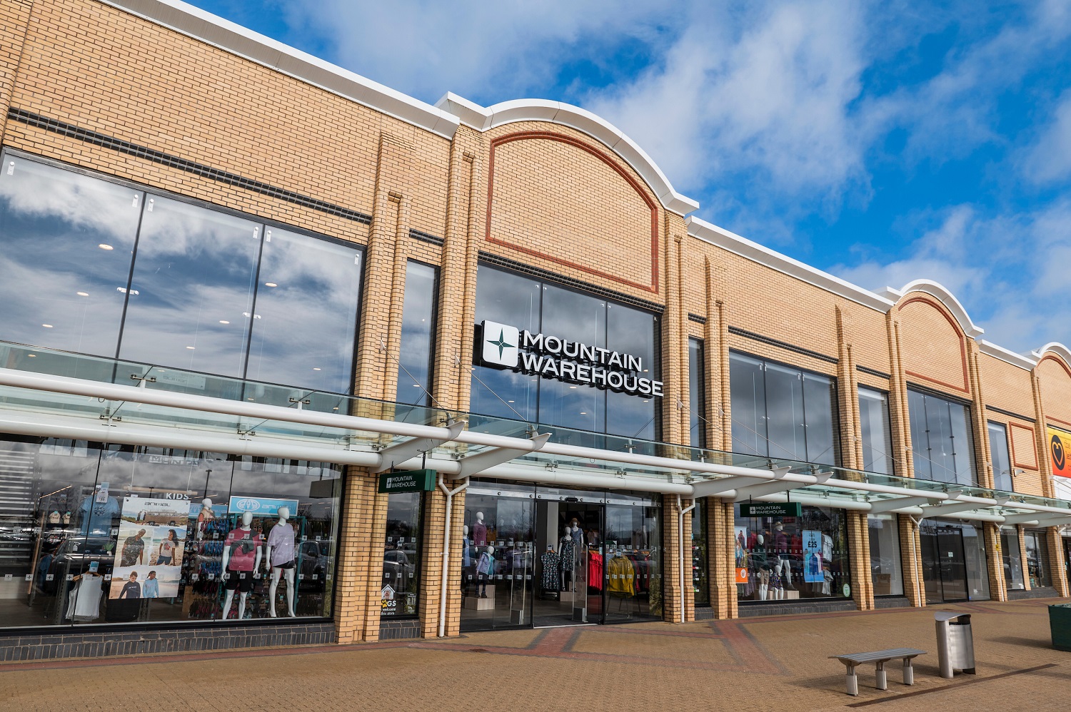 Fort Kinnaird Shopping in Edinburgh | Shops, Restaurants & Cinema