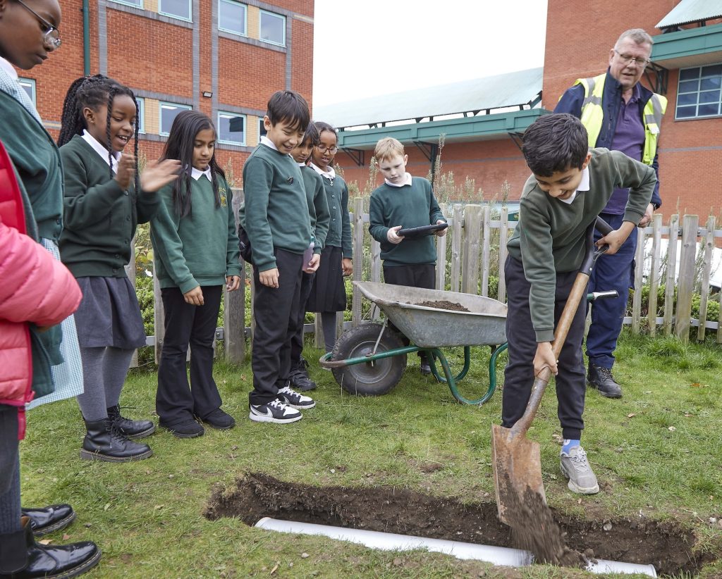 Meadowhall partners with local school to bury time capsule - Meadowhall